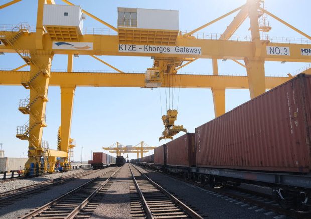 Rail logistics: On track for success - Gebrüder Weiss